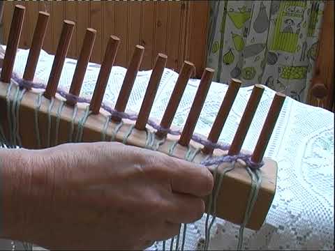 SETTING UP A WOODEN PEG LOOM - YouTube
