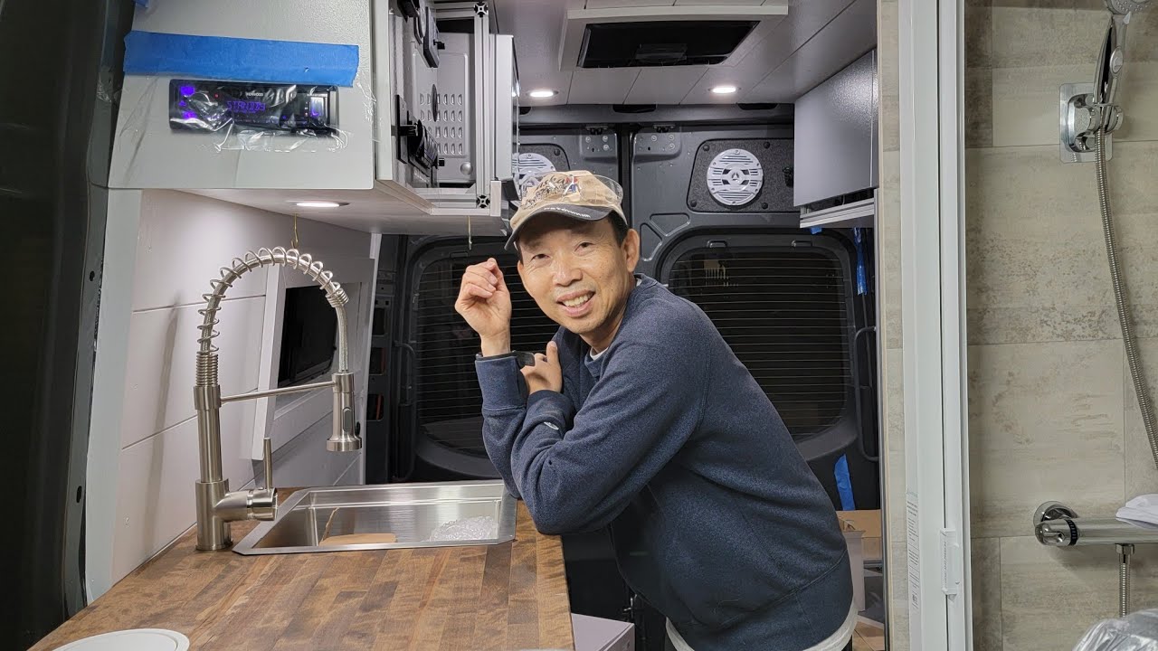 Van Build- Ep8 last episode for 2021. Installing countertop Plus bonus ...