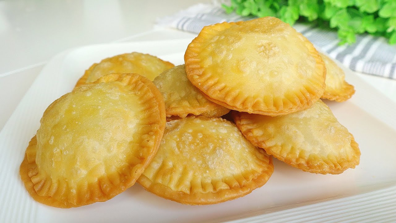 Mix flour and cheese! You can't stop eating them! 10 minutes for ...