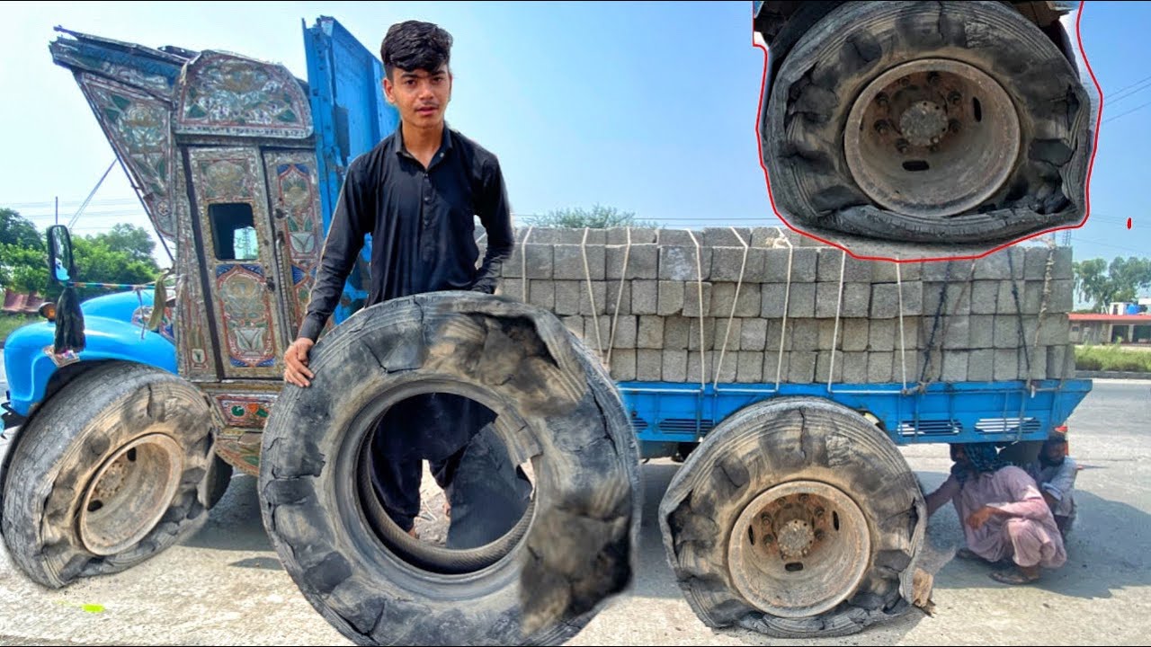 Truck accident due to overloaded load caused ful blast of truck in mid ...