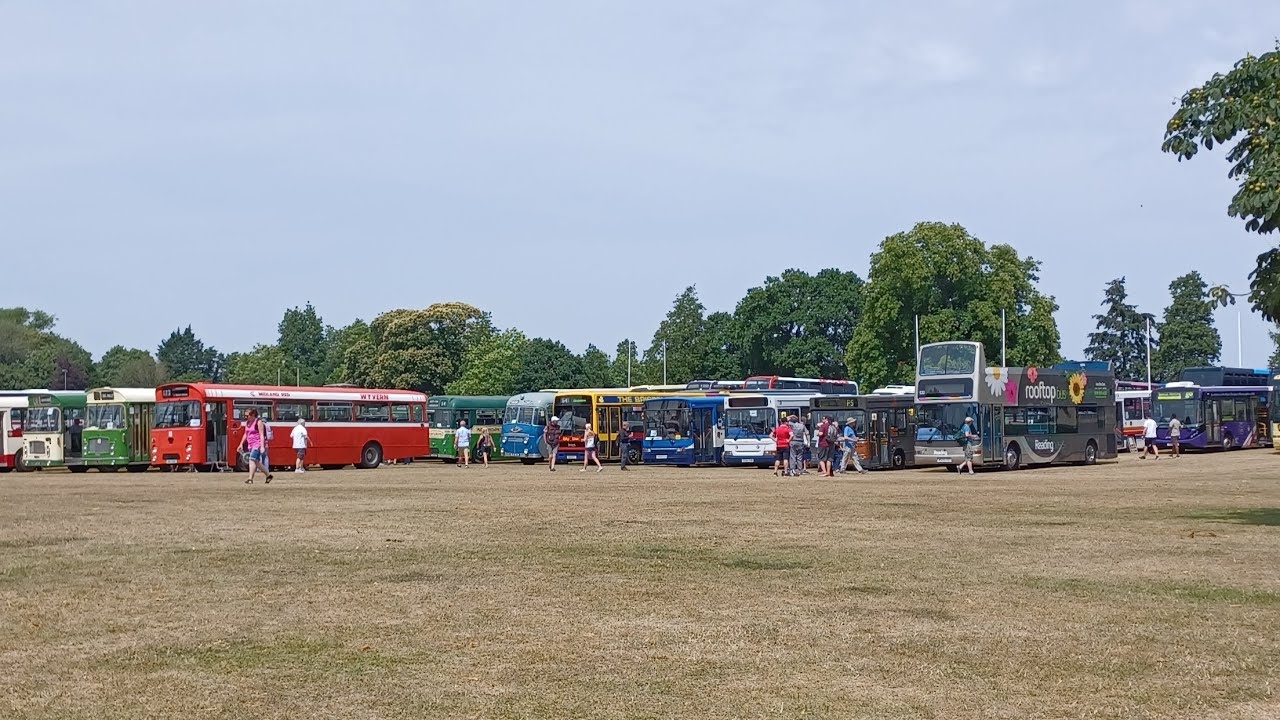 Buses 2022 BONUS: Modern Buses at Alton Bus Rally 2022 | 17/07/2022 ...