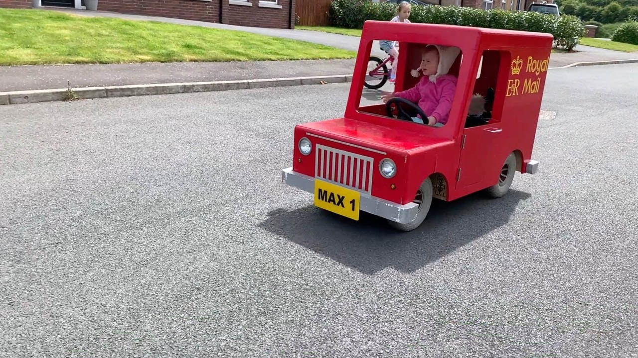 Dad Creates Mini Postman Pat Van For His Kids - YouTube