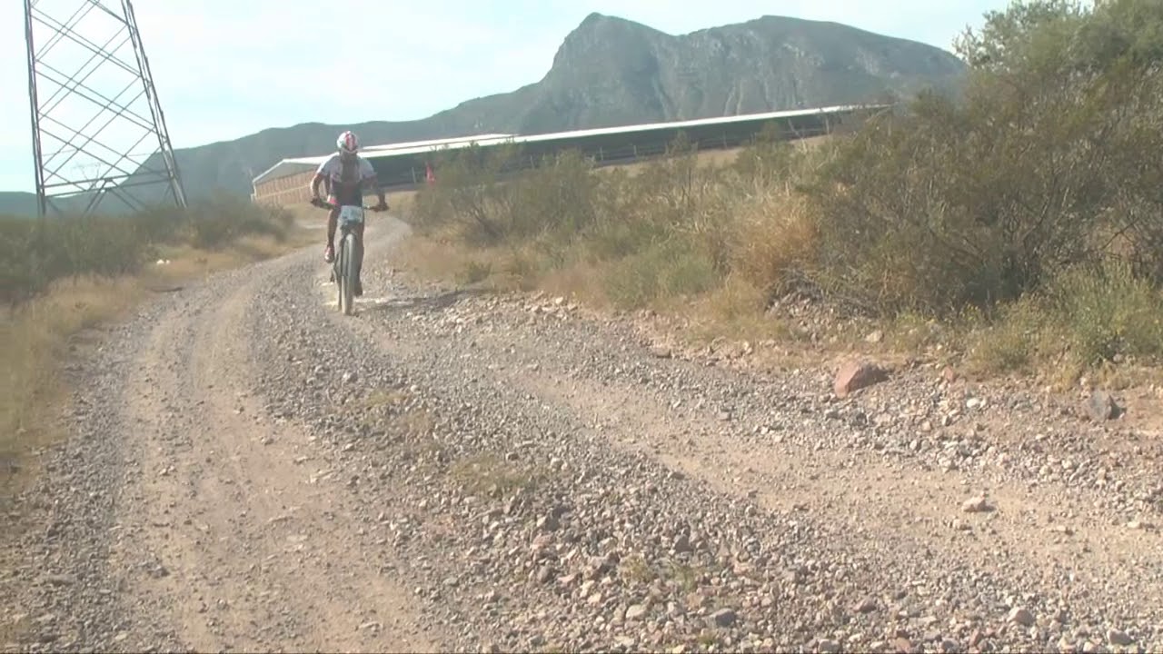 Emery Hernández tricampeón del Maratón Cardenche - YouTube