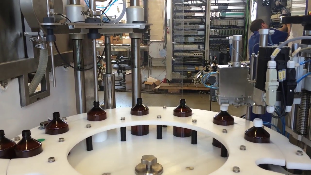 Automatic filling and capping monoblock COSMO-line - filling of ...