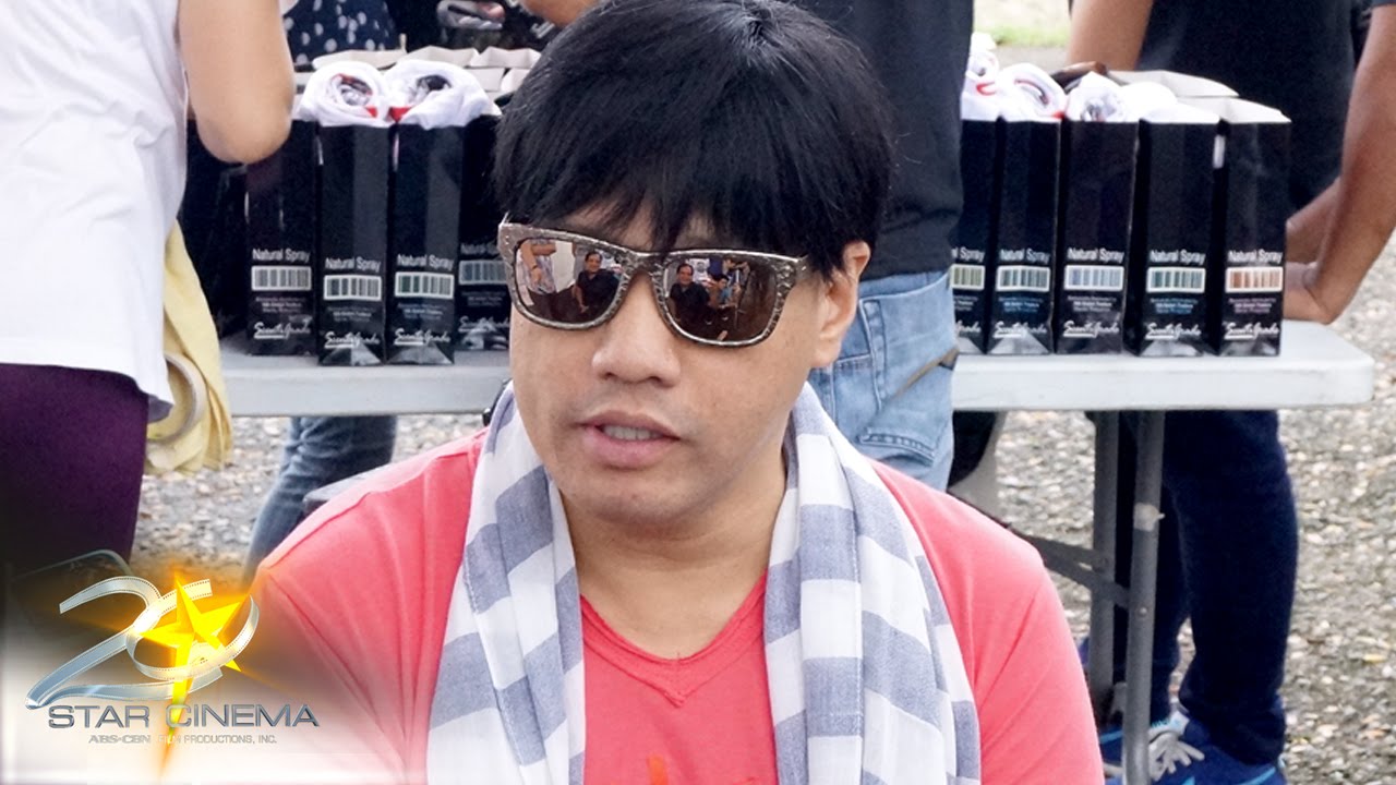 Up Close on Set With Direk Wenn Deramas - YouTube