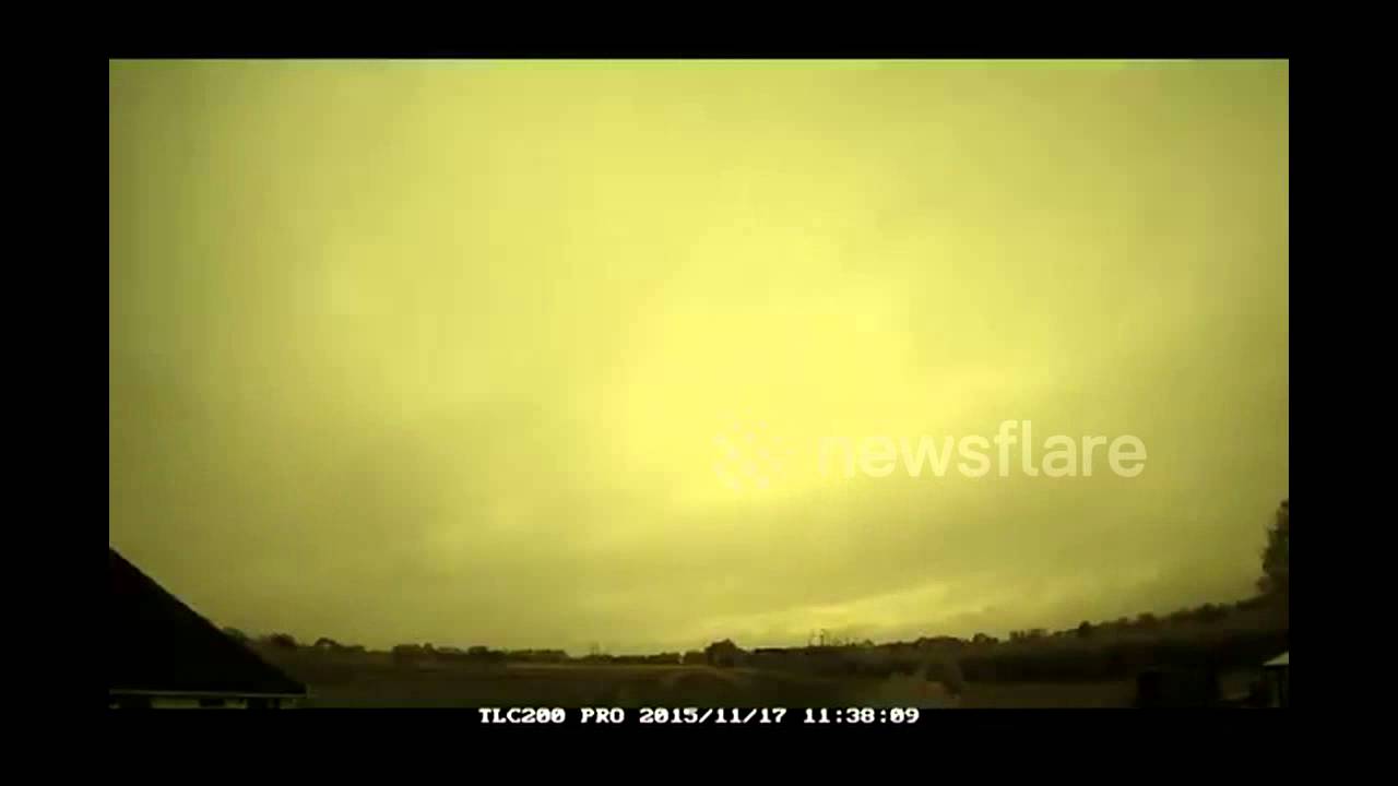 17th November 2015 time-lapse, Irlam: Storm Barney - YouTube