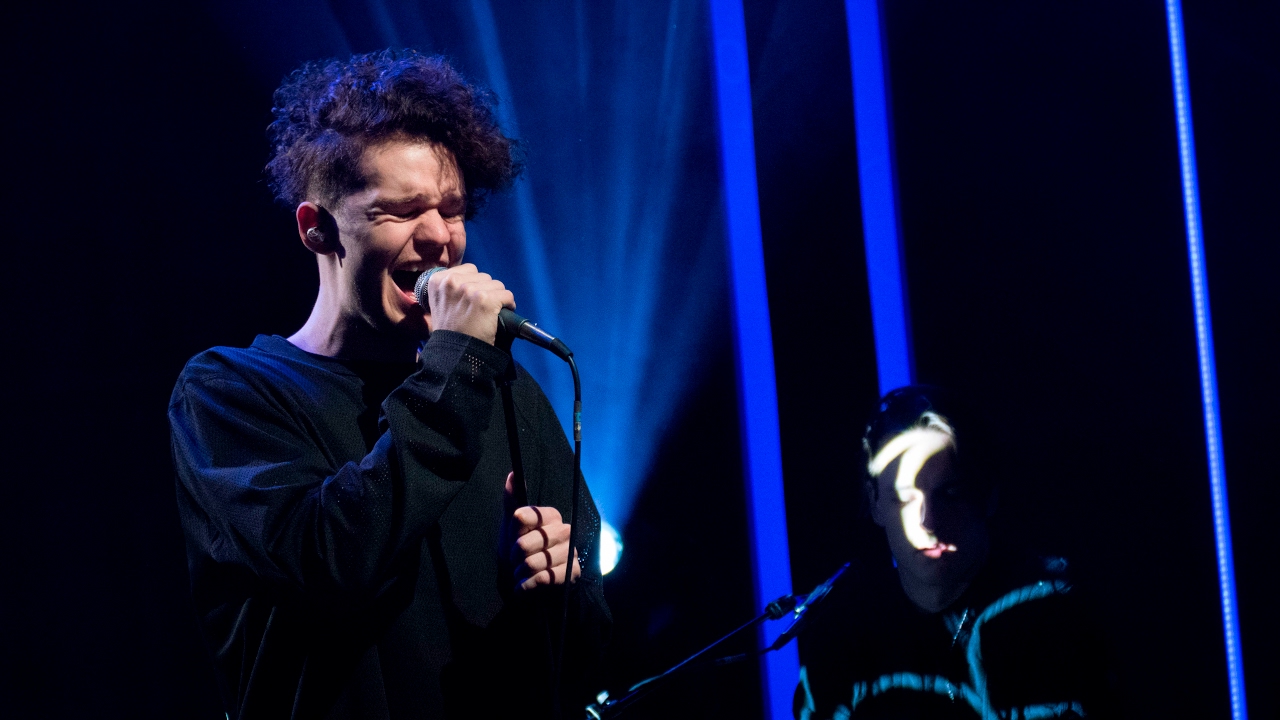 SAVEUS - 'Will Somebody Save Us' live i Natholdet - YouTube