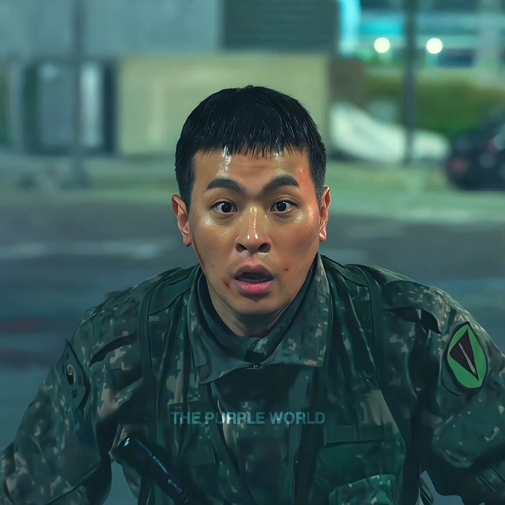 He is using his brain to rescue his friends 😎 but one of his friends is ...