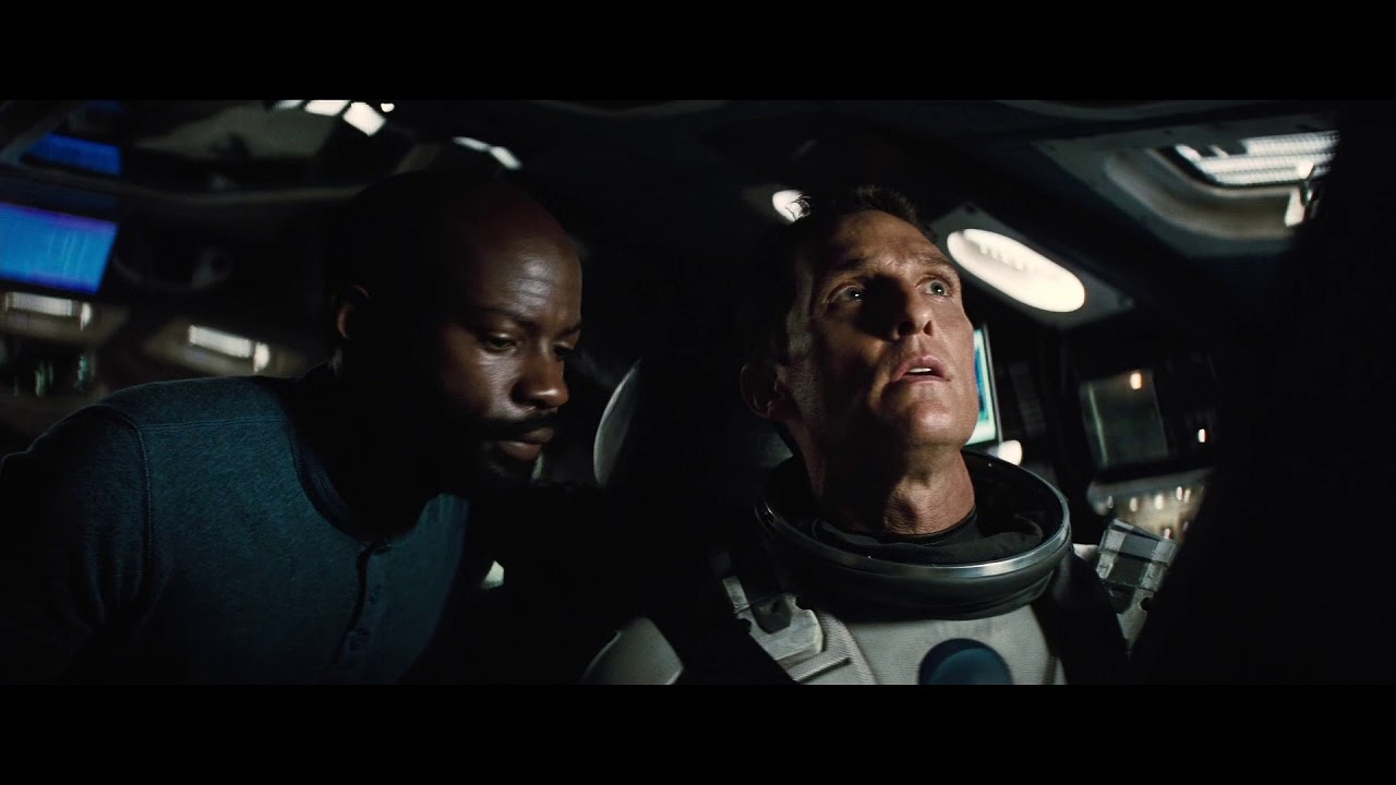Interstellar - Gargantua - Romilly spiega a Cooper il buco nero. - YouTube