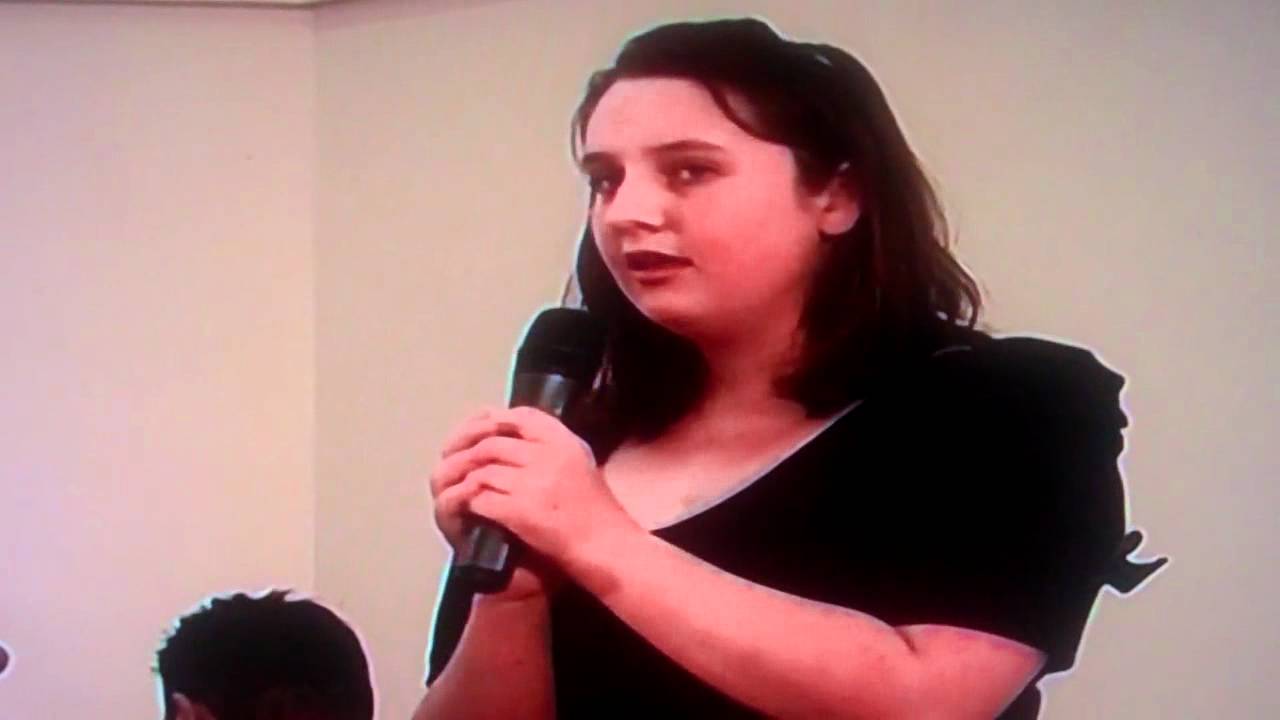 Hallelujah sung by Laura Manton - YouTube