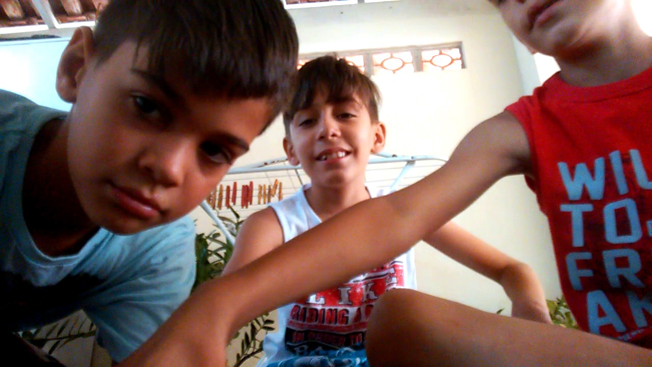 Desafio da garrafa - YouTube