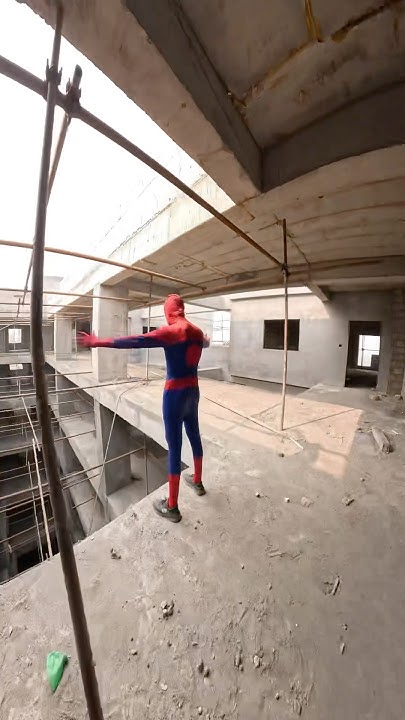 Spiderman rooftop parkour free runing pov😂#parkourfreerun #parkourlife ...