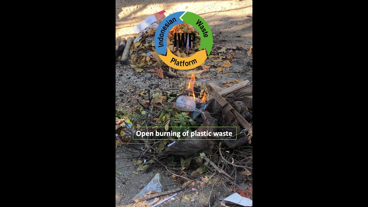 Open burning of plastic - 2 - YouTube