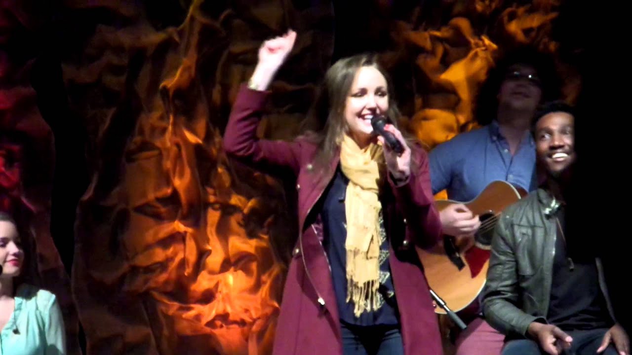 American Idol's Rachel Hale singing Heaven - YouTube