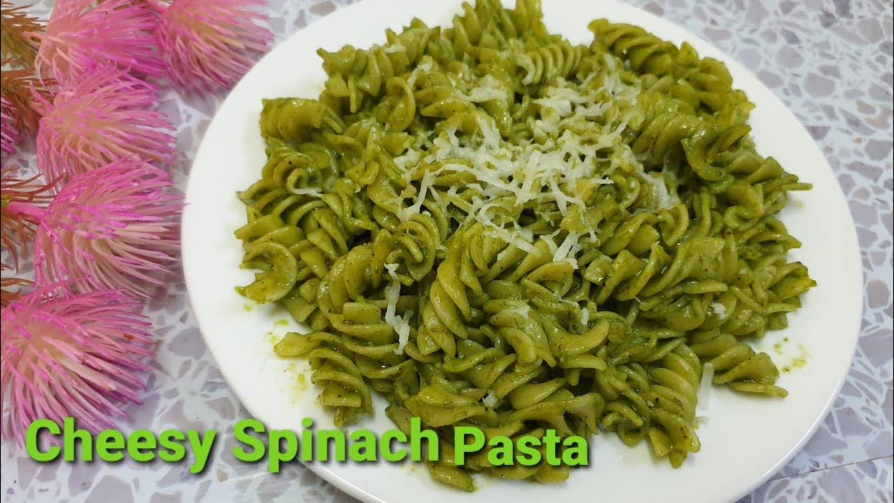 Cheesy Spinach pasta recipe | Palak pasta | Green pasta recipe | Creamy ...
