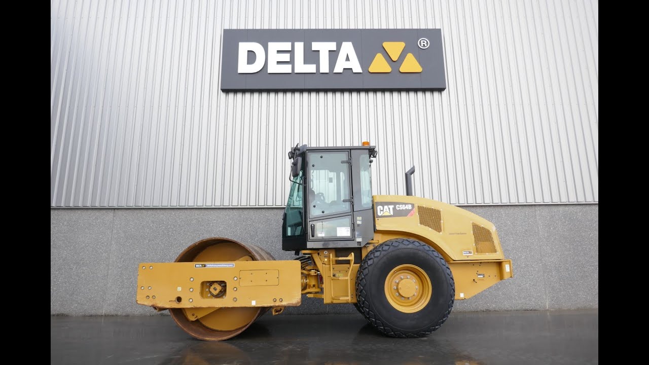 Demonstration video Caterpillar CS64B Single Drum Roller - YouTube