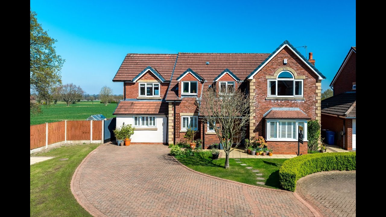 A beautiful five bedroom detached family home, with stunning farmland ...