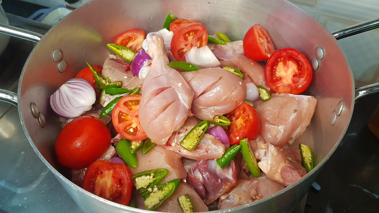Chicken Changezi Recipe By RecipeTrier | Changezi Chicken Curry ...