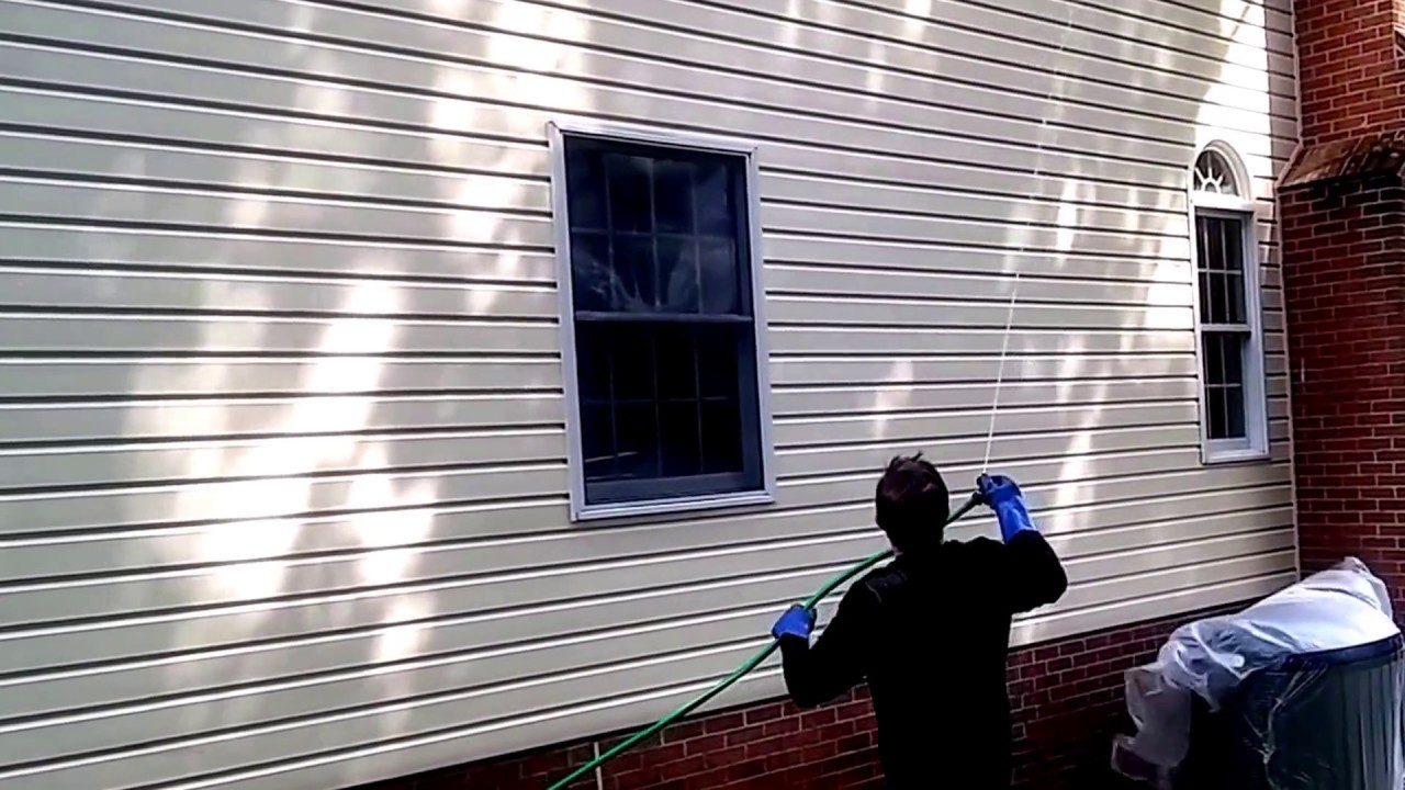 Soft Wash Siding in Forest Hill MD | Pressure Washing 21050 - YouTube
