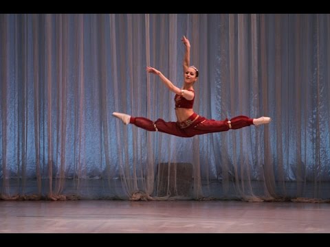 Gamzatti Variation (La Bayadere) - Alessandra Luppi - 15 Years Old ...