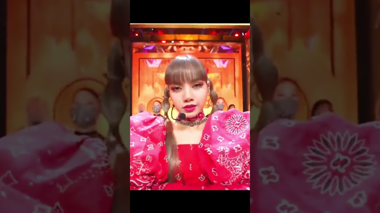 #BLACKPINK #Lisa family ️‍🔥😍 - YouTube
