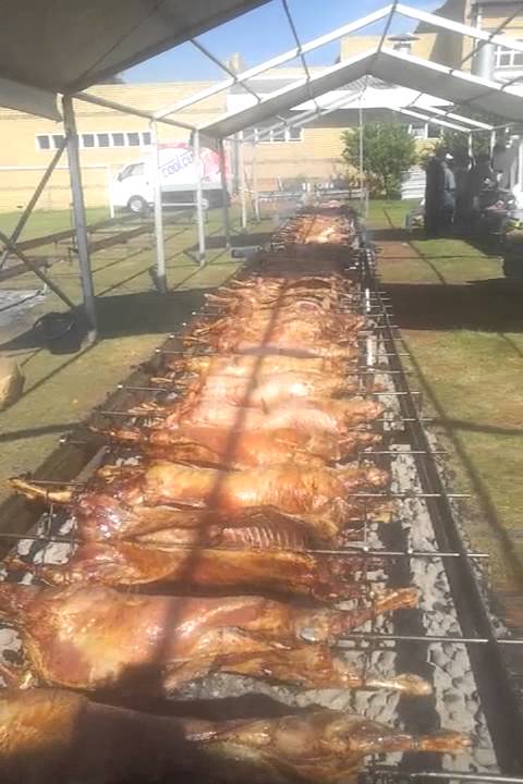 The biggest Souvla (SPIT BBQ) in the World - YouTube