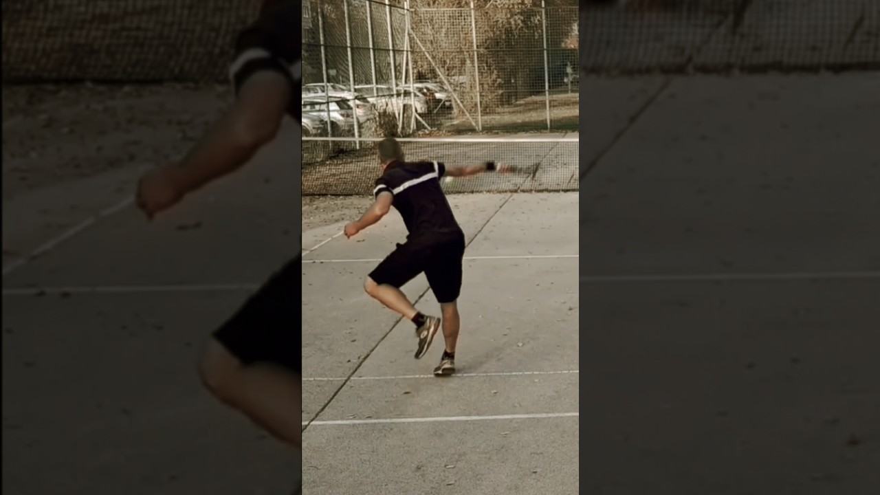 Nice backhand... - YouTube