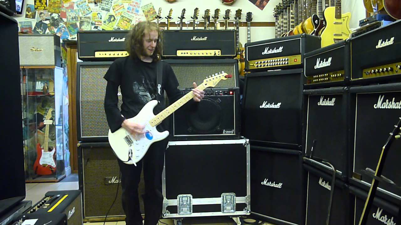 1980s KMD 100 watt Amplifier - YouTube