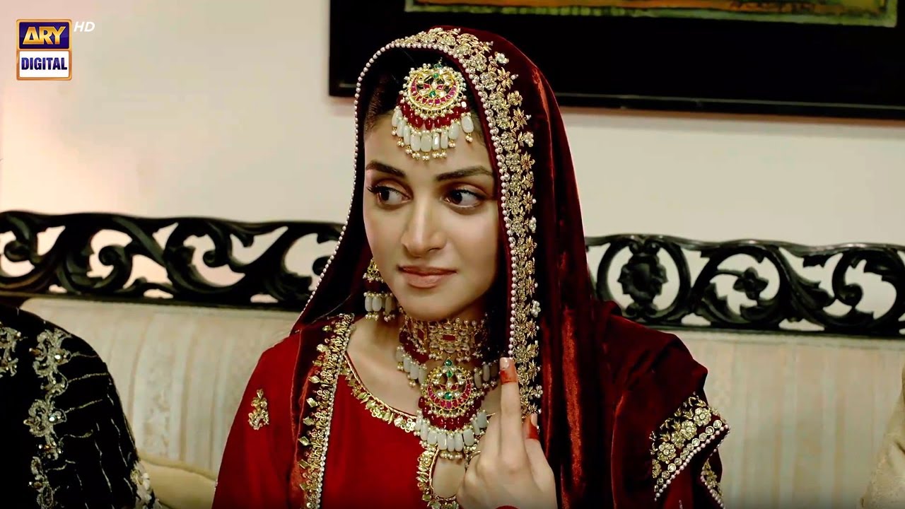 Anmol Baloch | Nikah Scene | Mann Aangan - YouTube
