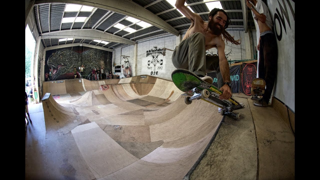 Rule Fest III - Mondaka DIY - Galicia, Spain - YouTube