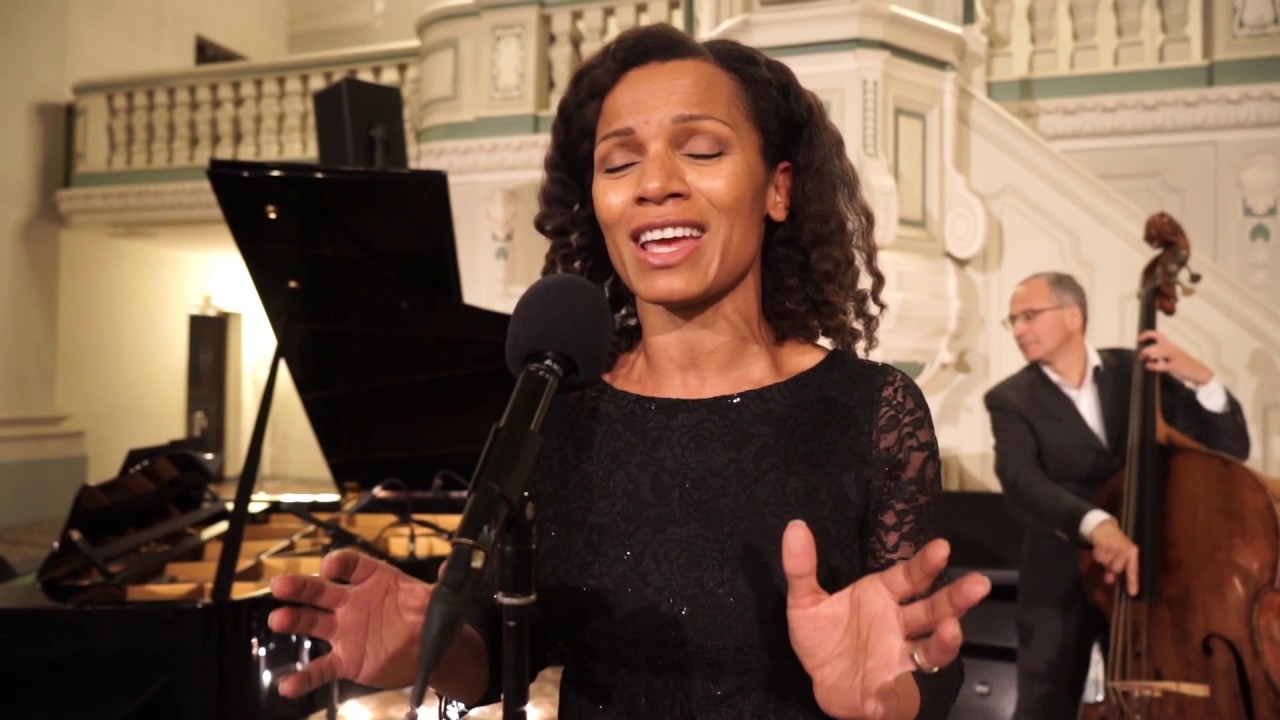 Lyambiko - O Holy Night - YouTube Music