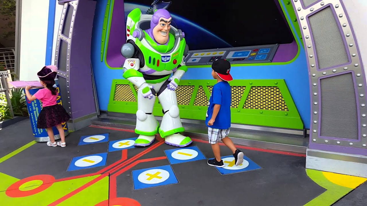 A long time coming, meeting his hero BUZZ! - YouTube