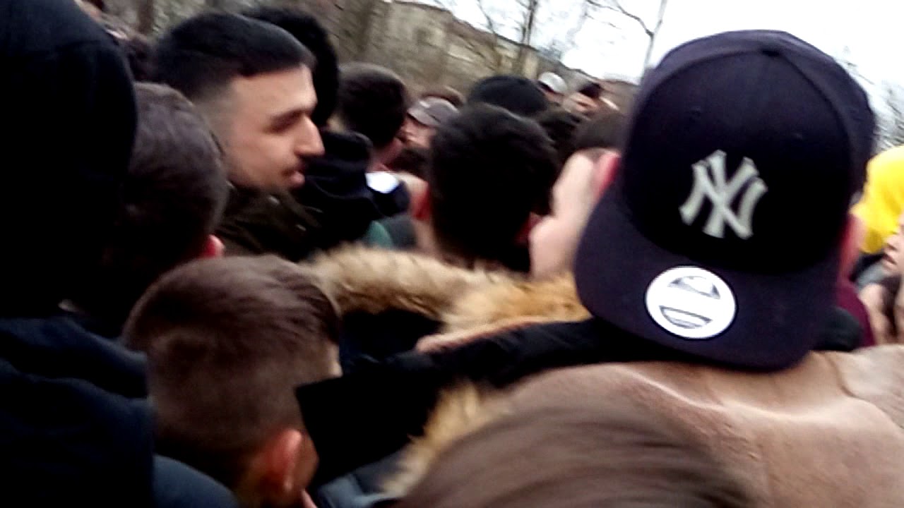 Rapper UFO 361 fährt durch Görlitzer Park - YouTube