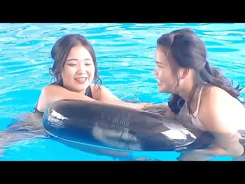Hluas nkauj zoo nkauj dav dej lom zem heev ( beautiful girl swimming so fun ) 9/4 /2019