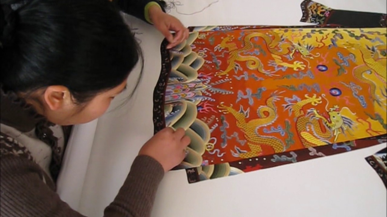King Silk Art - Golden Dragon Robe - 78013 - YouTube