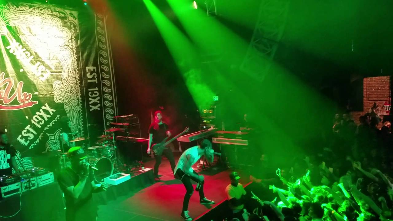 Machine Gun Kelly (MGK) - Unreleased Song - Live - YouTube