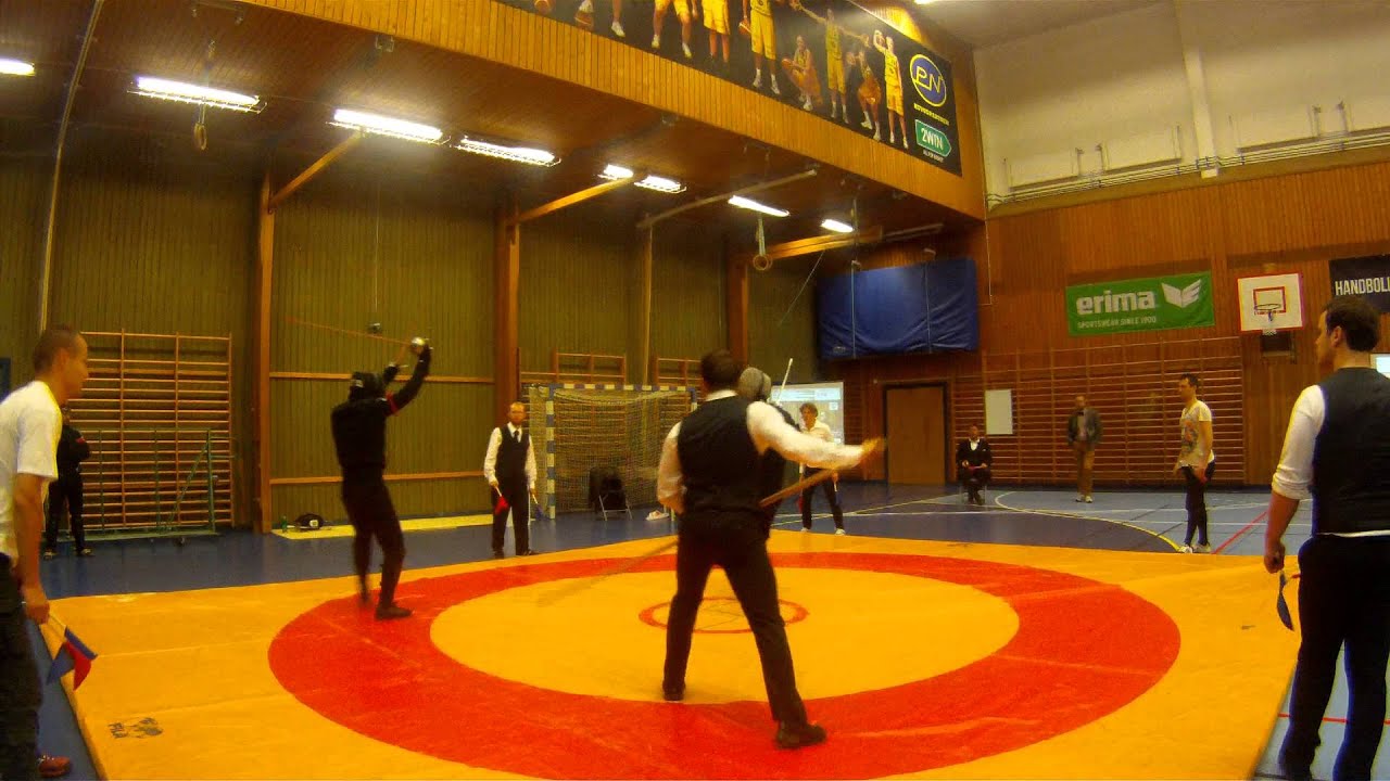 SF2013 RnD P4R2 Rob Runacres VS Jason Bonner - YouTube