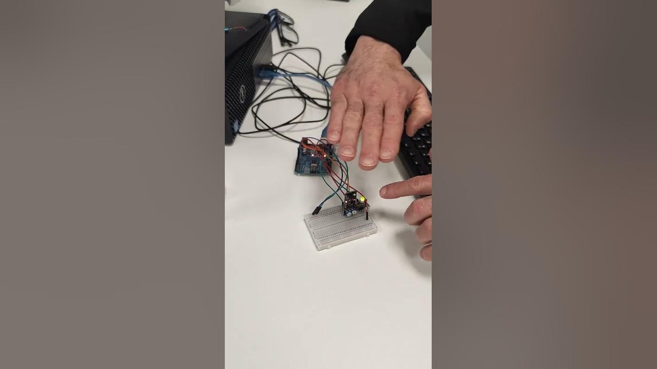Arduino obstacle detection IR sensor - YouTube