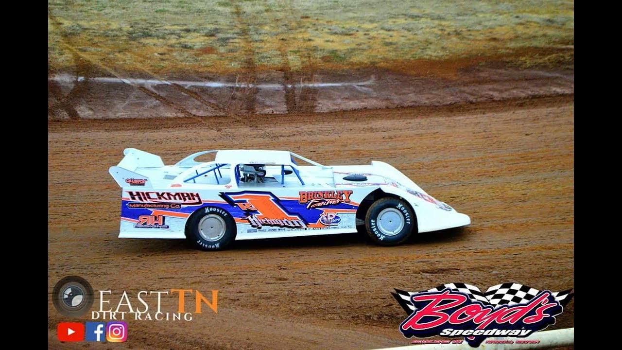 Riley Hickman #R1 In Car Camera @ Boyds Speedway (2-3-18) - YouTube