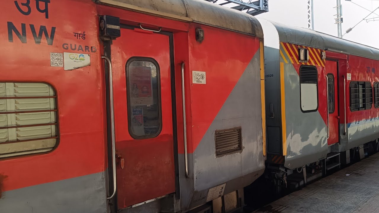 12720 – Jaipur SF Express || jaipur to Hyderabad Train Video 2024 || # ...