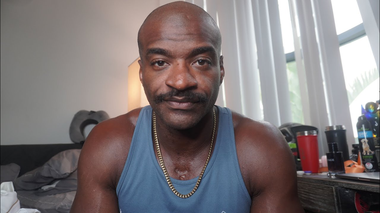 Working 3 Jobs and living on a Couch Saved My Life - YouTube