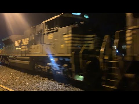 A Cold Night Railfanning CSAO WPCA-36 With NS 4388,7683,1119 - YouTube