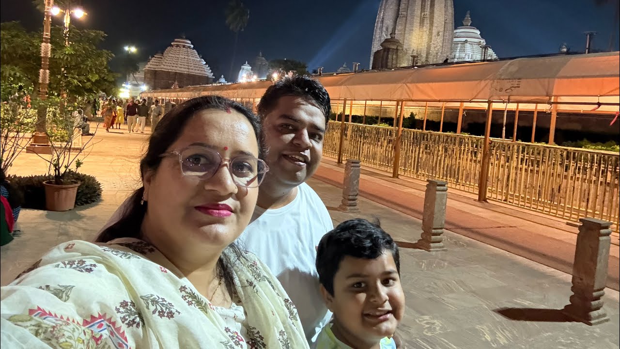 Puri mei hue Jagannath Prabhu Ji ke darshan! - YouTube
