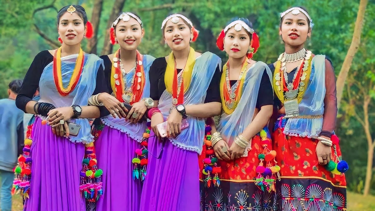 Tirchi Najarya Lagailu || तिर्छि नजरिया लगैलो || New Tharu Cultural ...