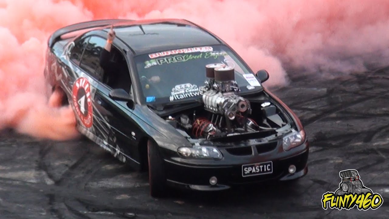 SUPERCHARGED VX SS COMMODORE "SPASTIC" RIPS 2 AWESOME SKIDS AT ...