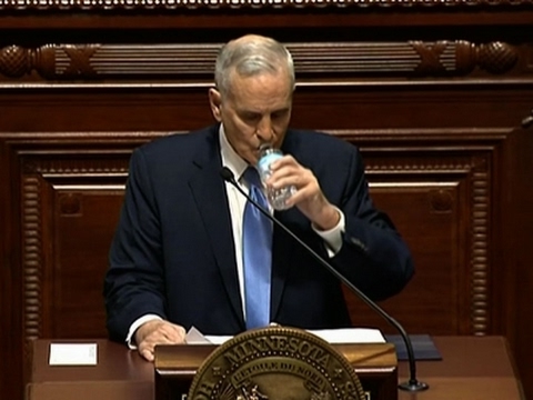 Minnesota Gov. Dayton Collapses During Speech