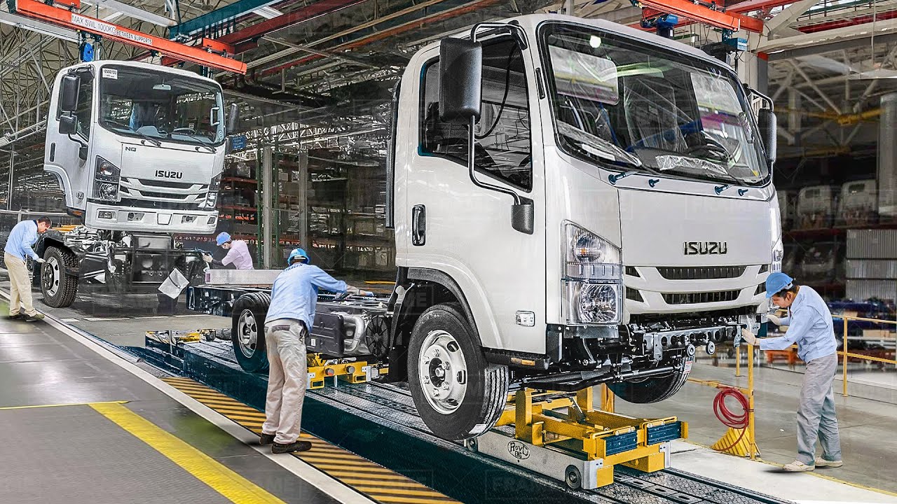 How Japan Builds Extremely Robust Truck Inside Massive Factory ...
