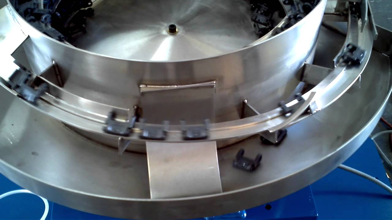Roller Arm Feeder - YouTube