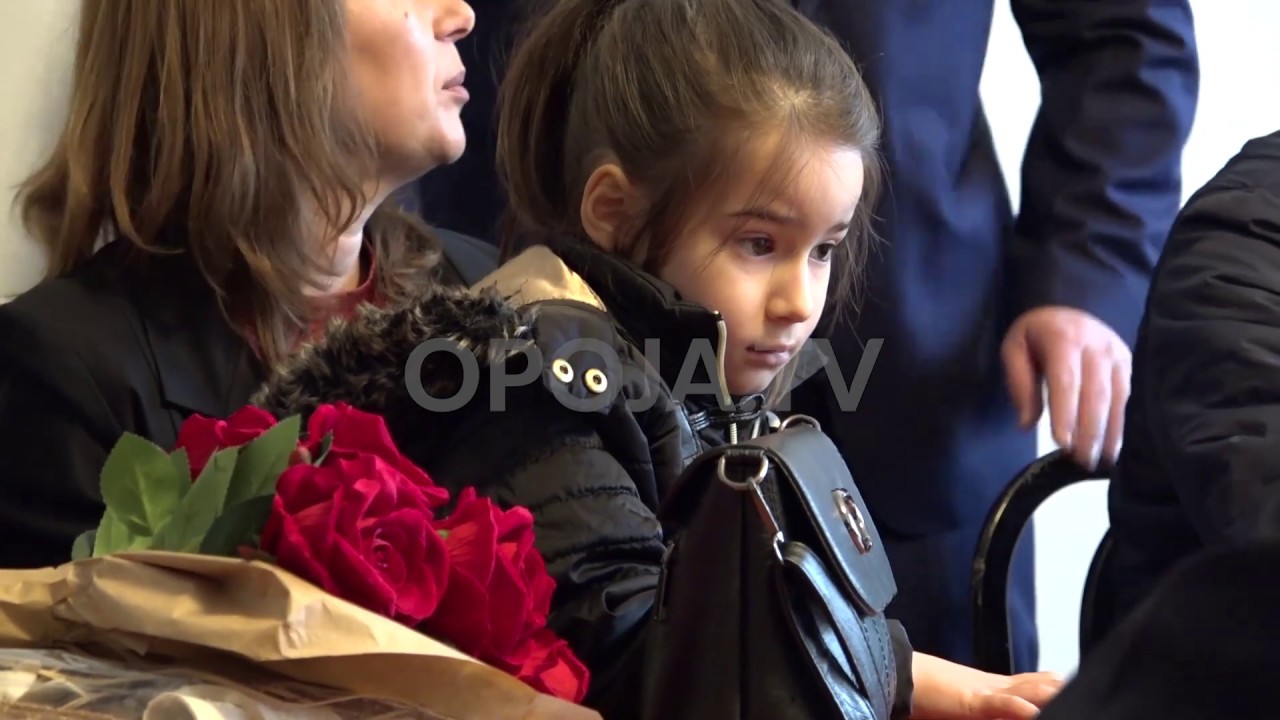 Manifestohet dita e shkollës "Ruzhdi Berisha" - YouTube