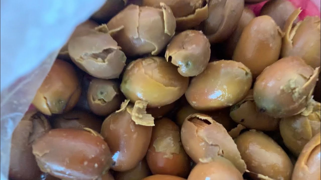 Boil Lotus Seed#គ្រាប់ឈូកស្ងោរ - YouTube